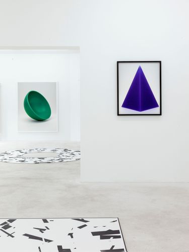 Banz & Bowinkel – Cylinder & Bots | DAM Projects